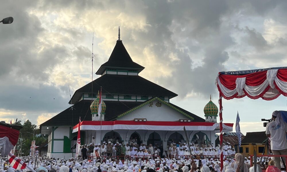 Ma’atenu Pelauw: Simbol Keberanian dan Identitas Budaya Maluku Tengah ...